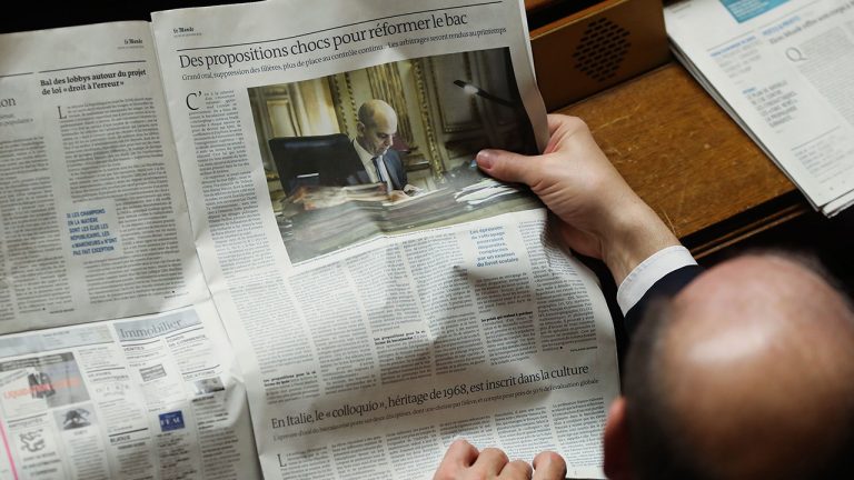 Manières amusantes et créatives de se débarrasser de ces vieux journaux